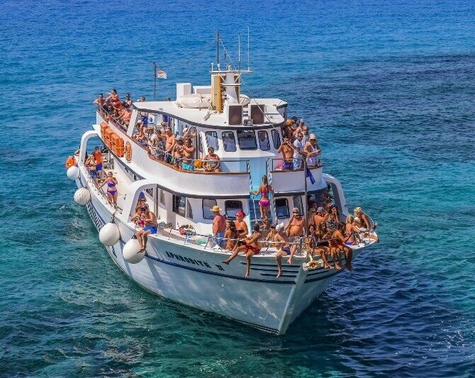 Aphrodite II Cruiser – Merab Holidays