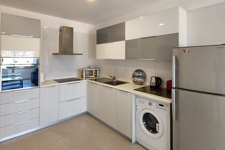 Annita Court – Merab Holidays